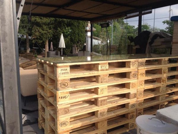 Barra de palets horizontal | Alquiler Muebles [Eventos]